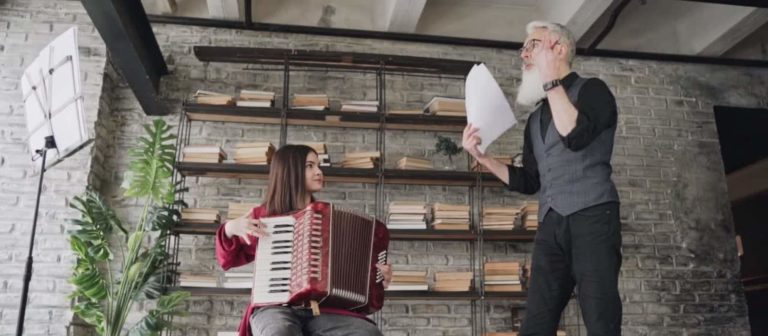 Starting with the Accordion: An Introductory Guide for New Players ...